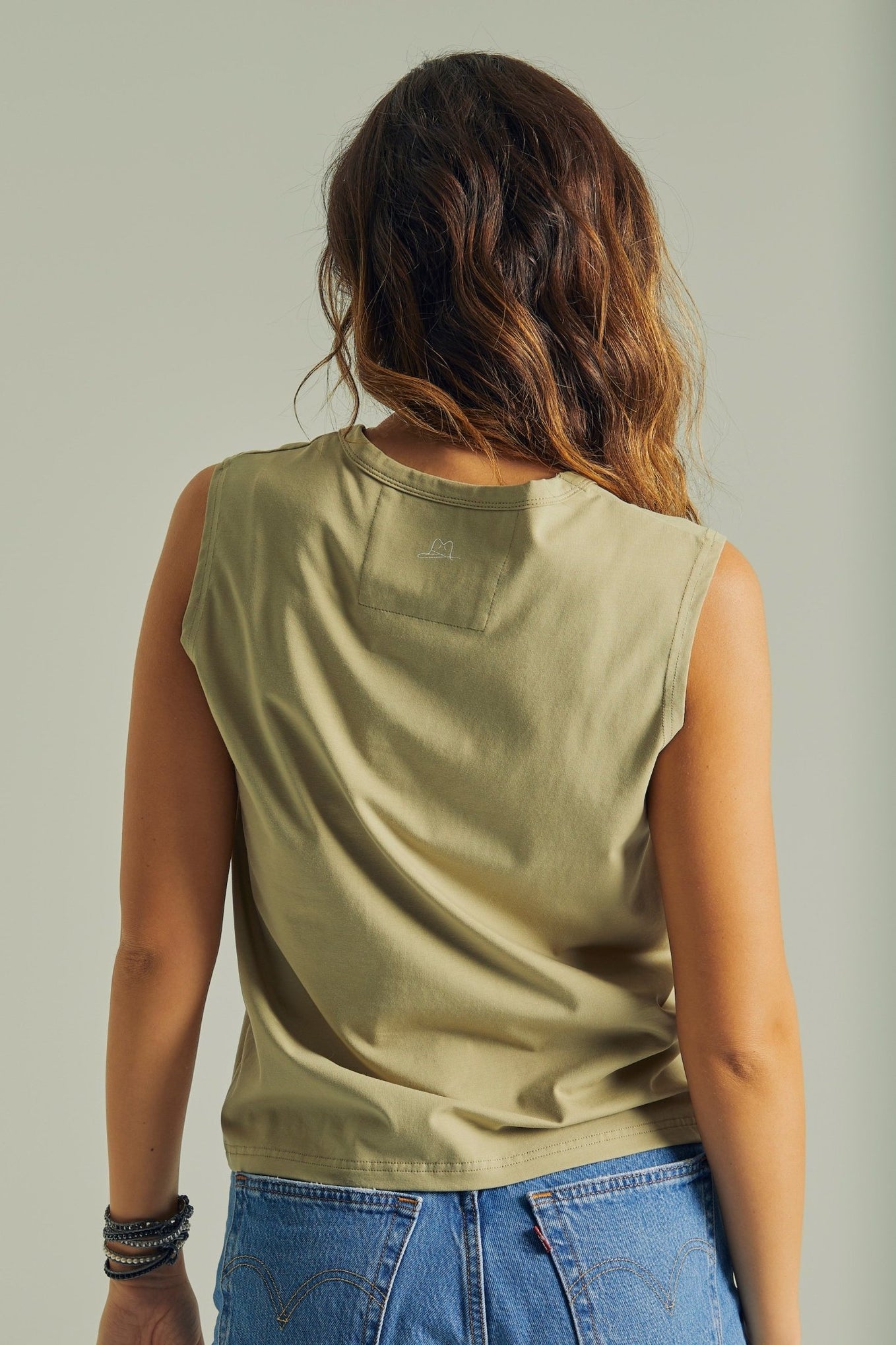 Signature Women's Olive Green Tank Top & Worn & Haggard